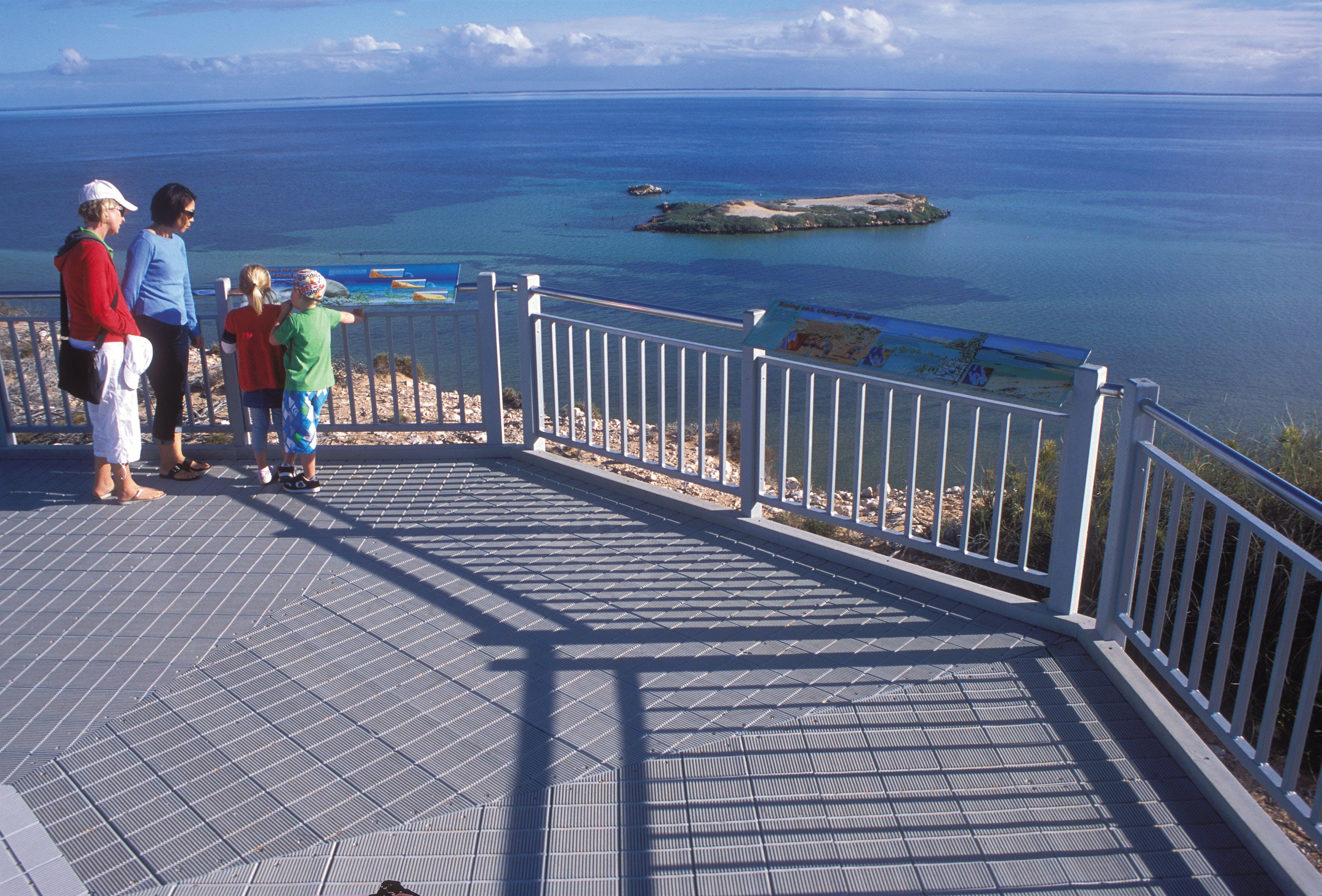 Eagle Bluff | Australia's Coral Coast
