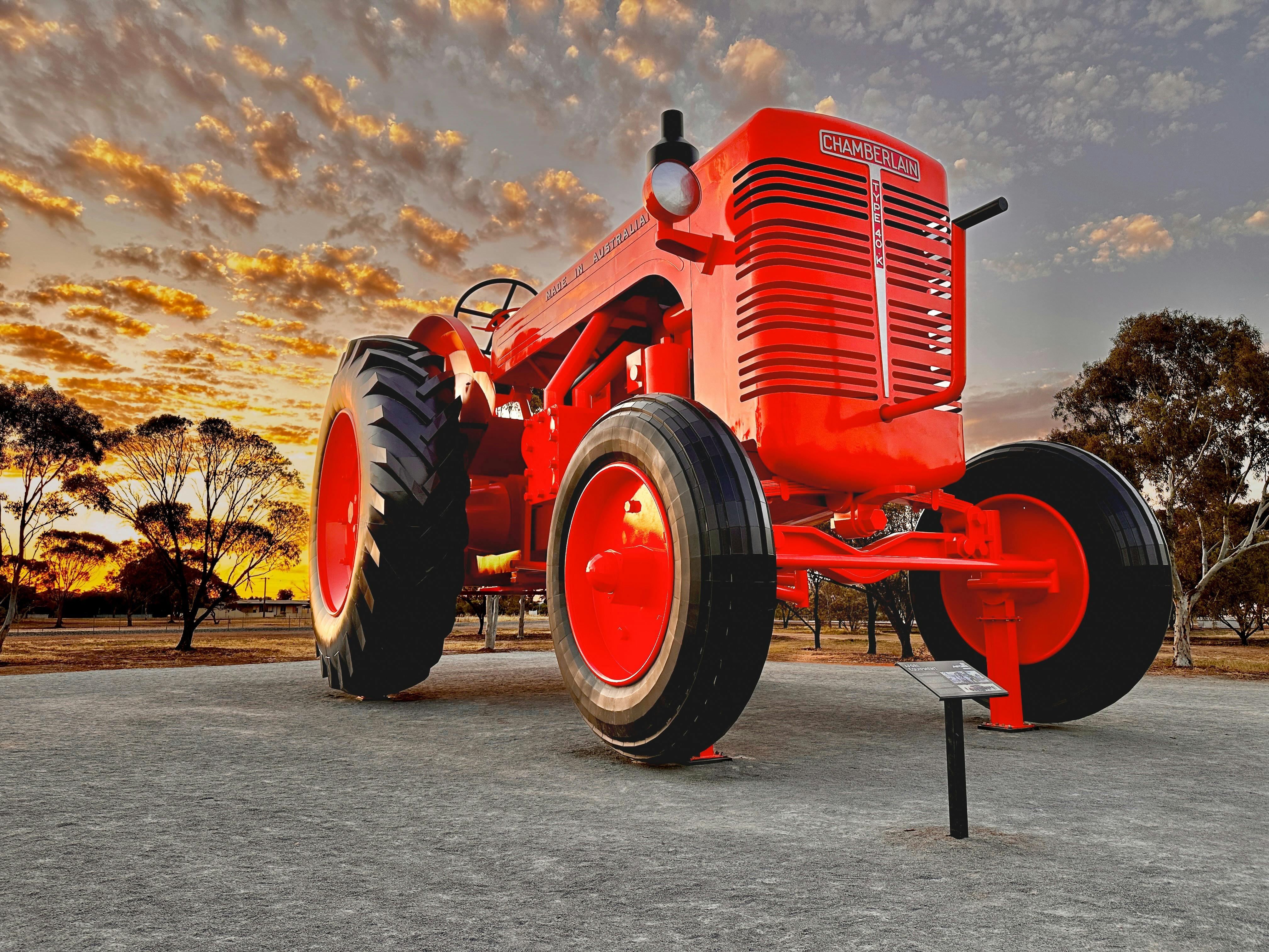 World's Biggest Tractor in Carnamah | Australia's Coral Coast