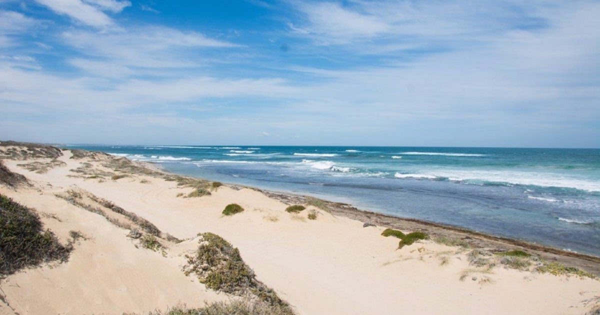 Flat Rocks | Australia's Coral Coast